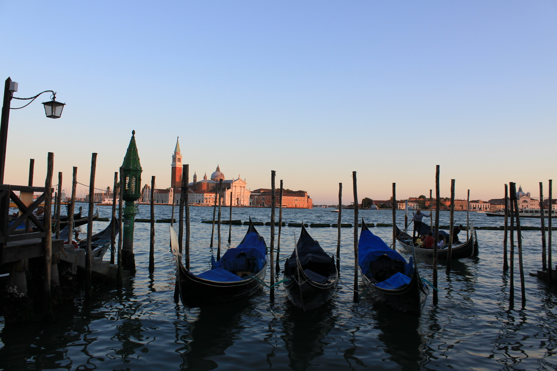 Venice – The Rise and Fall of the Floating City | Tim Will Slack